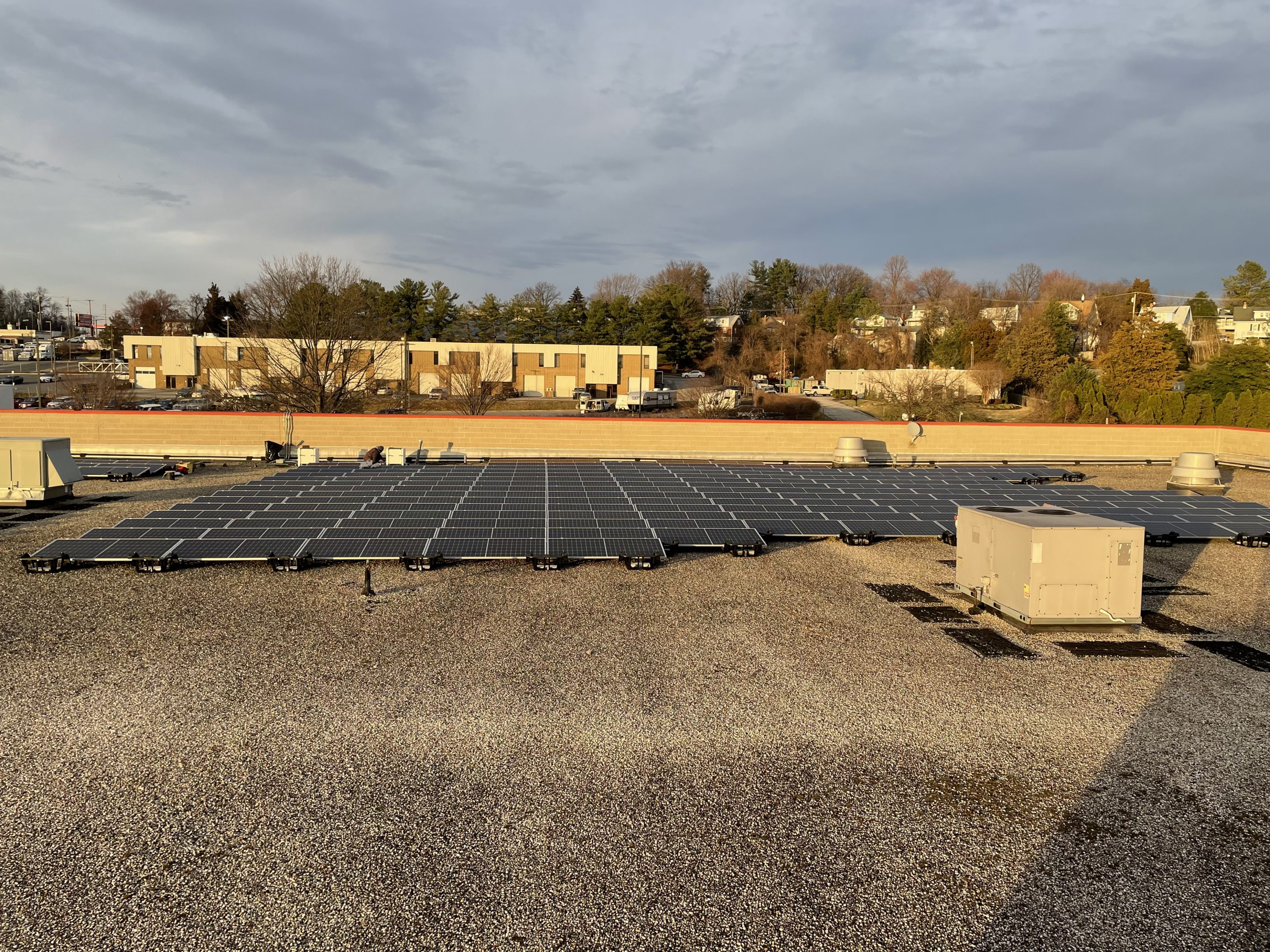 Commercial Project Profile: SmartStop #6060 | Tiger Solar